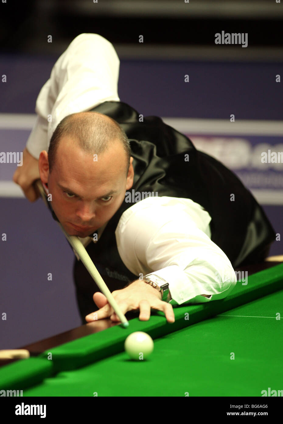 World snooker championship crucible sheffield hi-res stock photography ...