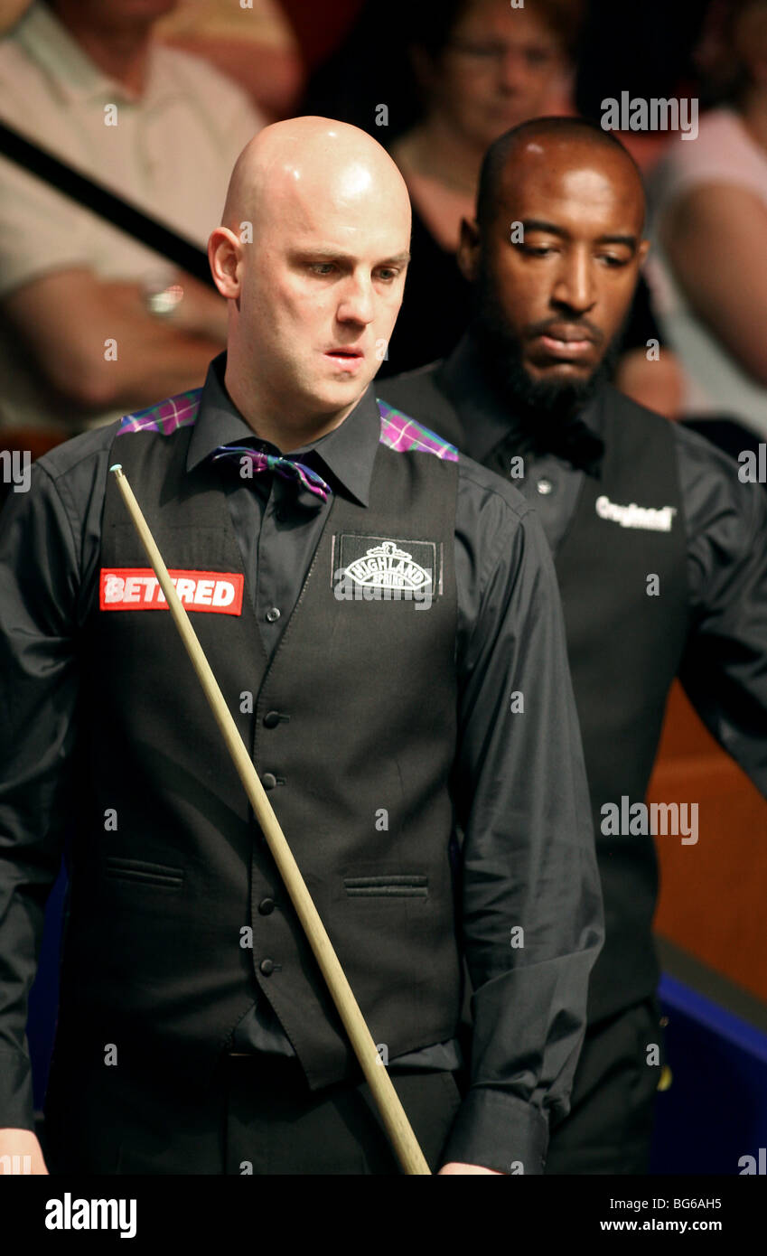 MARK KING & RORY MCLEOD WORLD SNOOKER CHAMPIONSHIP THE CRUCIBLE ...