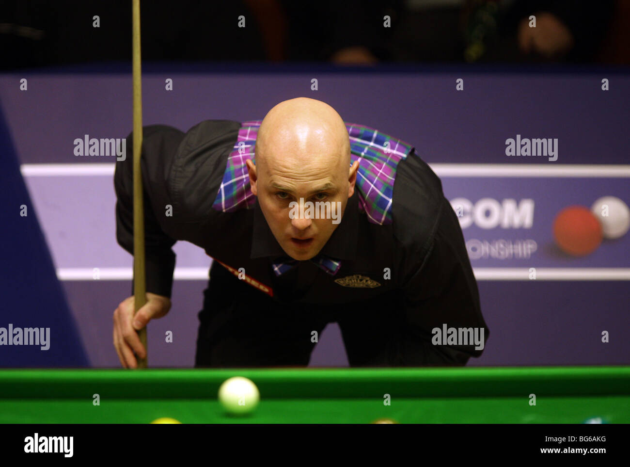 Mark king snooker hi-res stock photography and images - Alamy