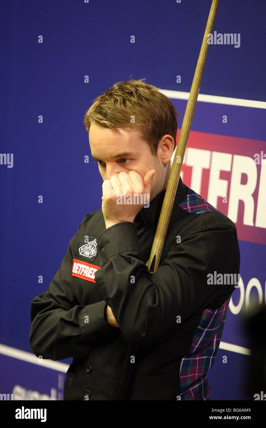 ALI CARTER WORLD SNOOKER CHAMPIONSHIP THE CRUCIBLE SHEFFIELD ENGLAND 19 ...