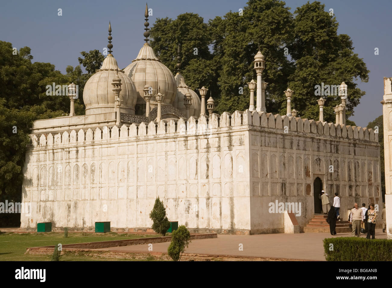 India Delhi Red fort Mosque Stock Photo - Alamy