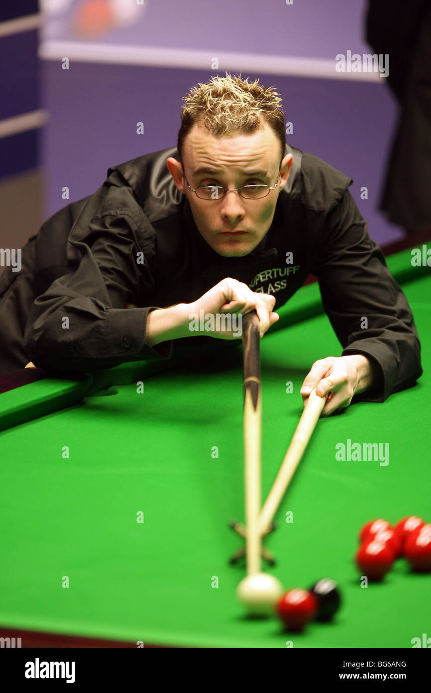 MARTIN GOULD WORLD SNOOKER CHAMPIONSHIP THE CRUCIBLE SHEFFIELD ENGLAND ...