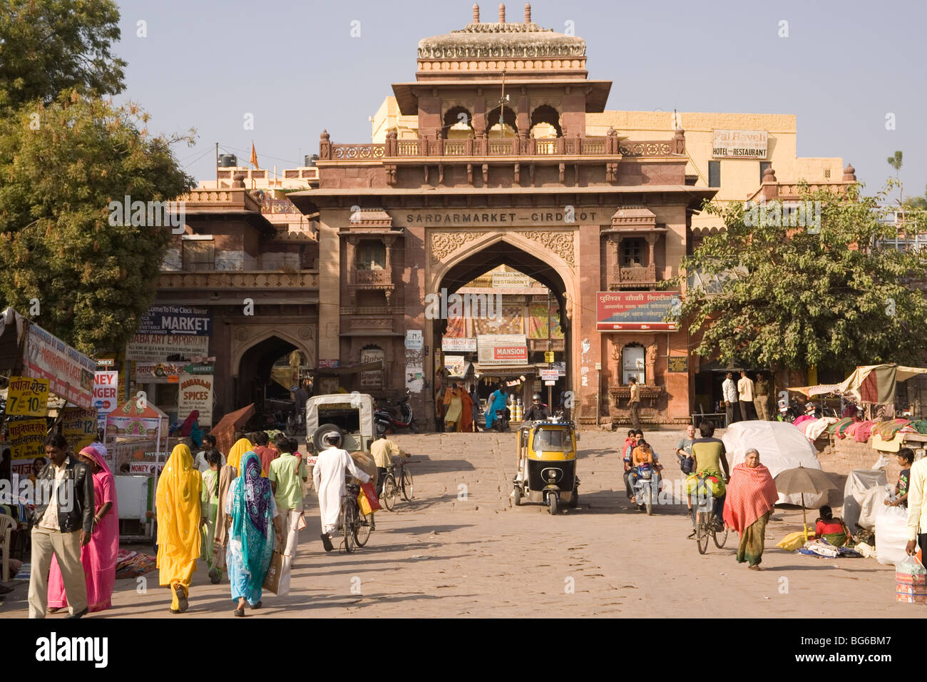 India Rajasthan Jodhpur Sardar Bazaar Stock Photo - Alamy