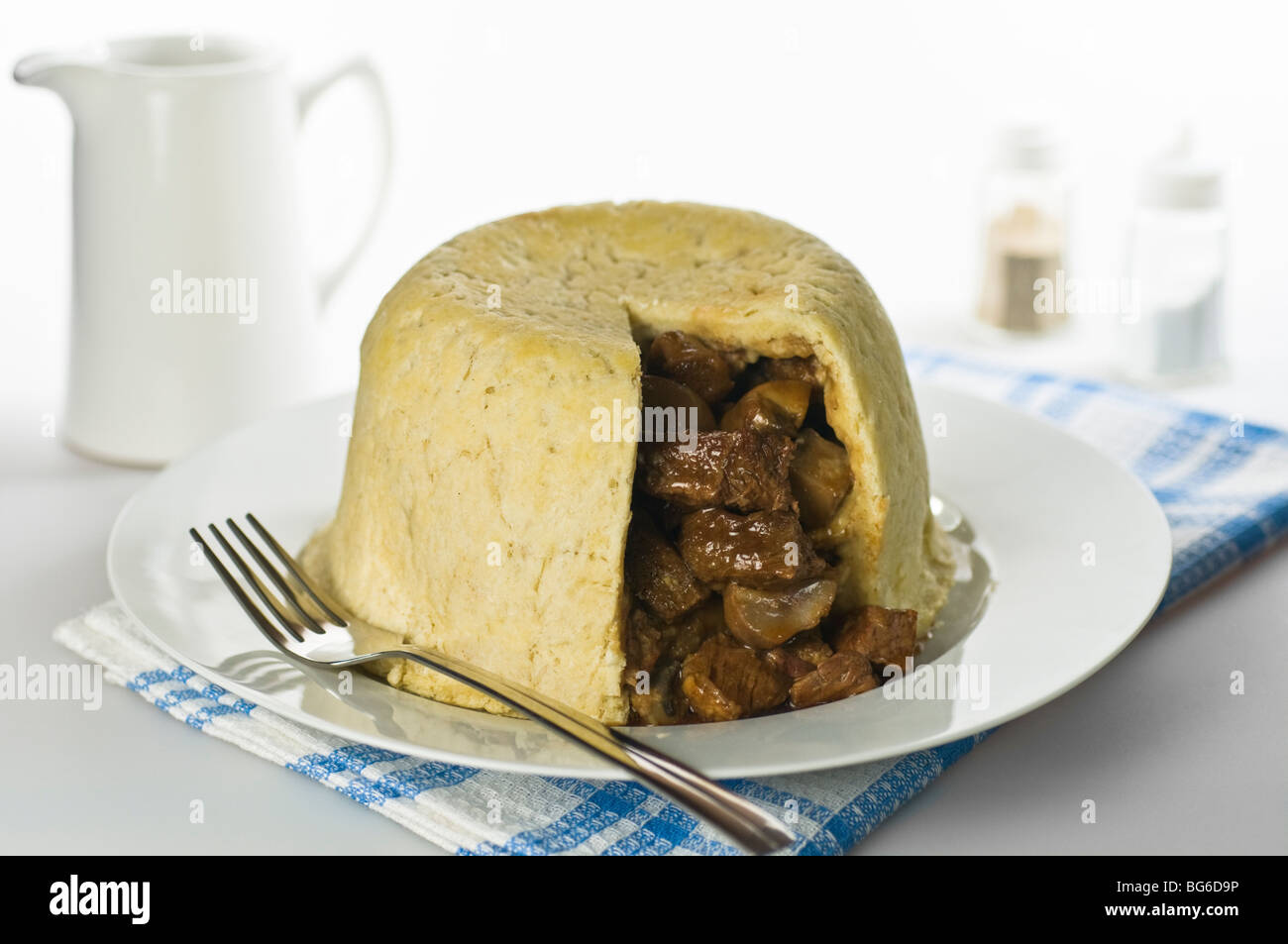 Steak and kidney pudding Stock Photo - Alamy
