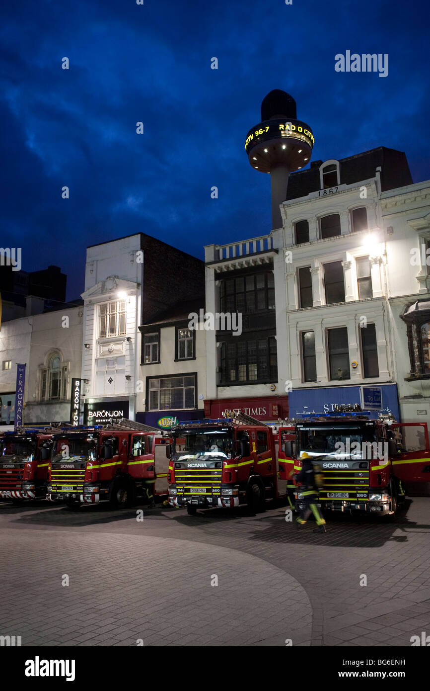 Fire engines in Liverpool with radio City Tower FULLY MODEL RELEASED ...