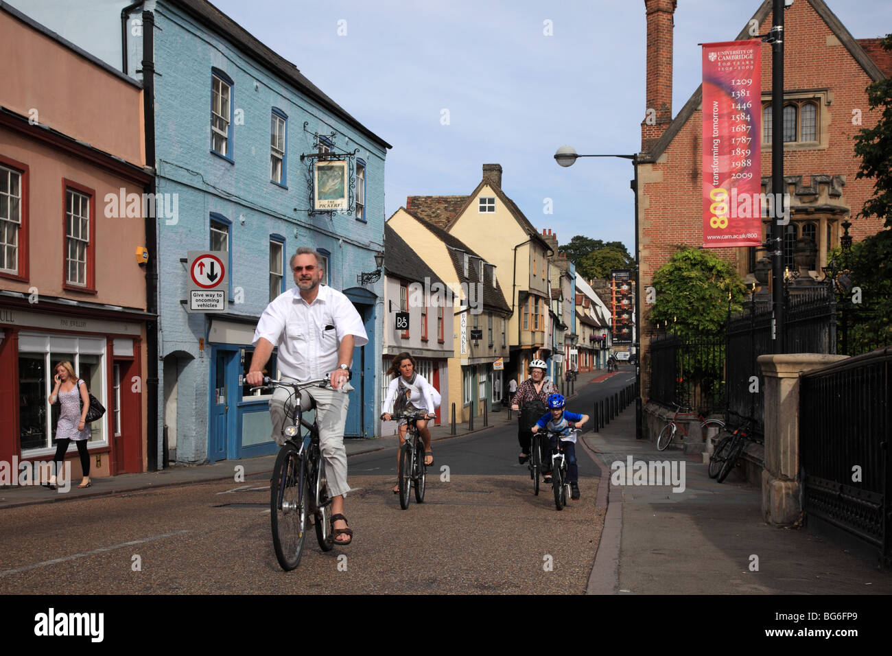 Cycling in Cambridge Stock Photo - Alamy
