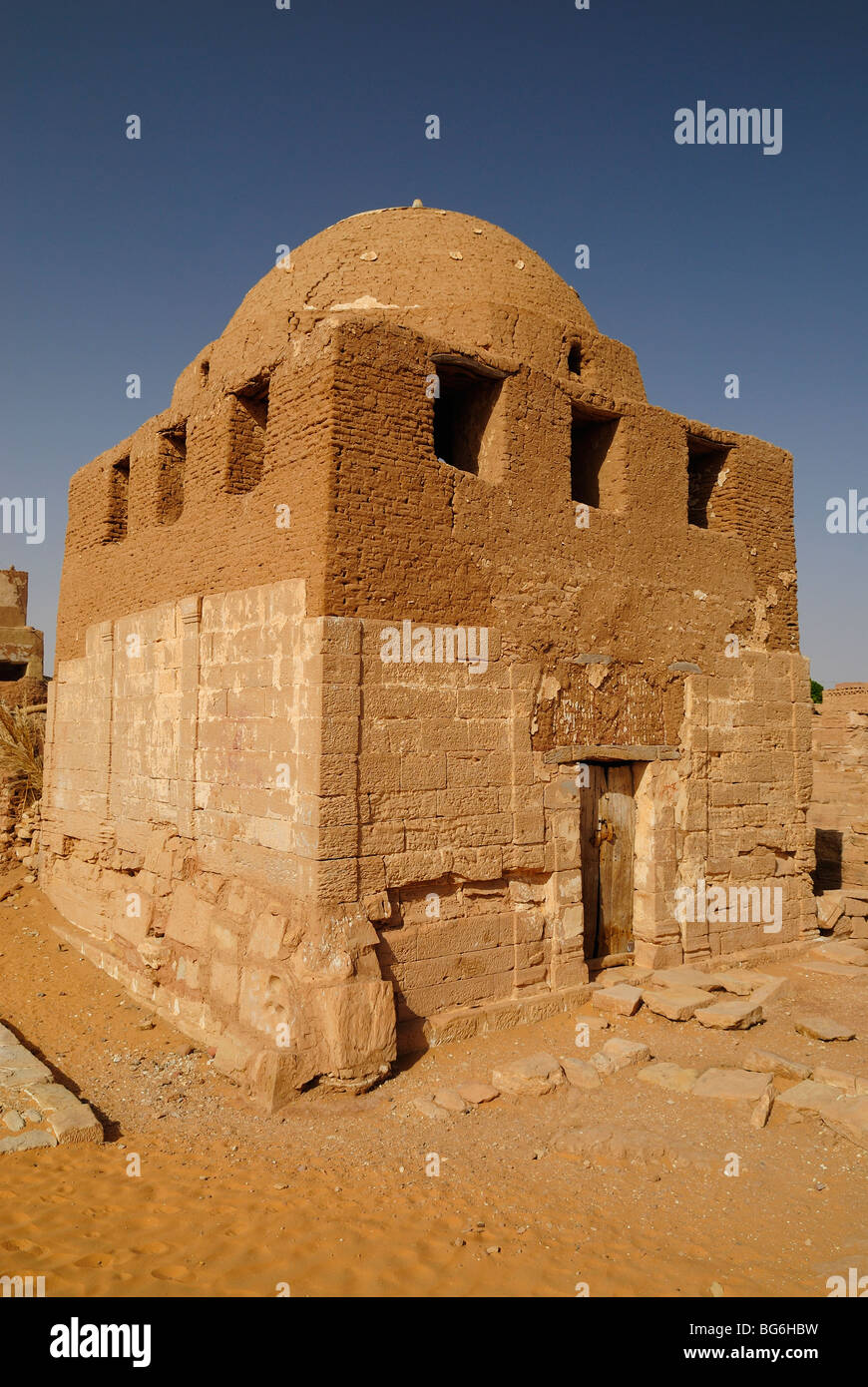 Mastaba chapel hi-res stock photography and images - Alamy