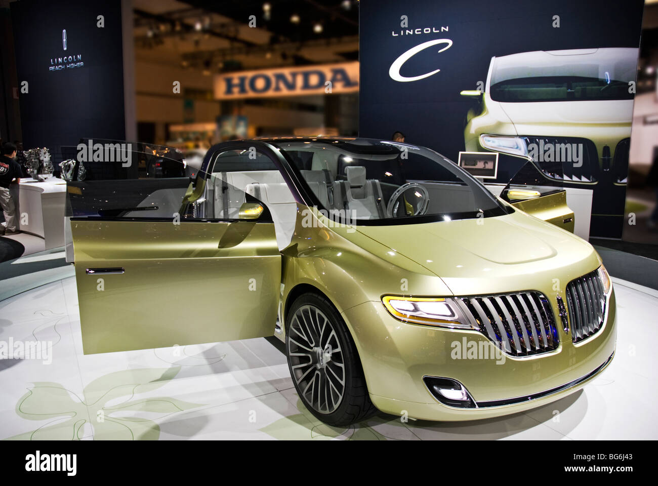 Lincoln machine hi-res stock photography and images - Alamy