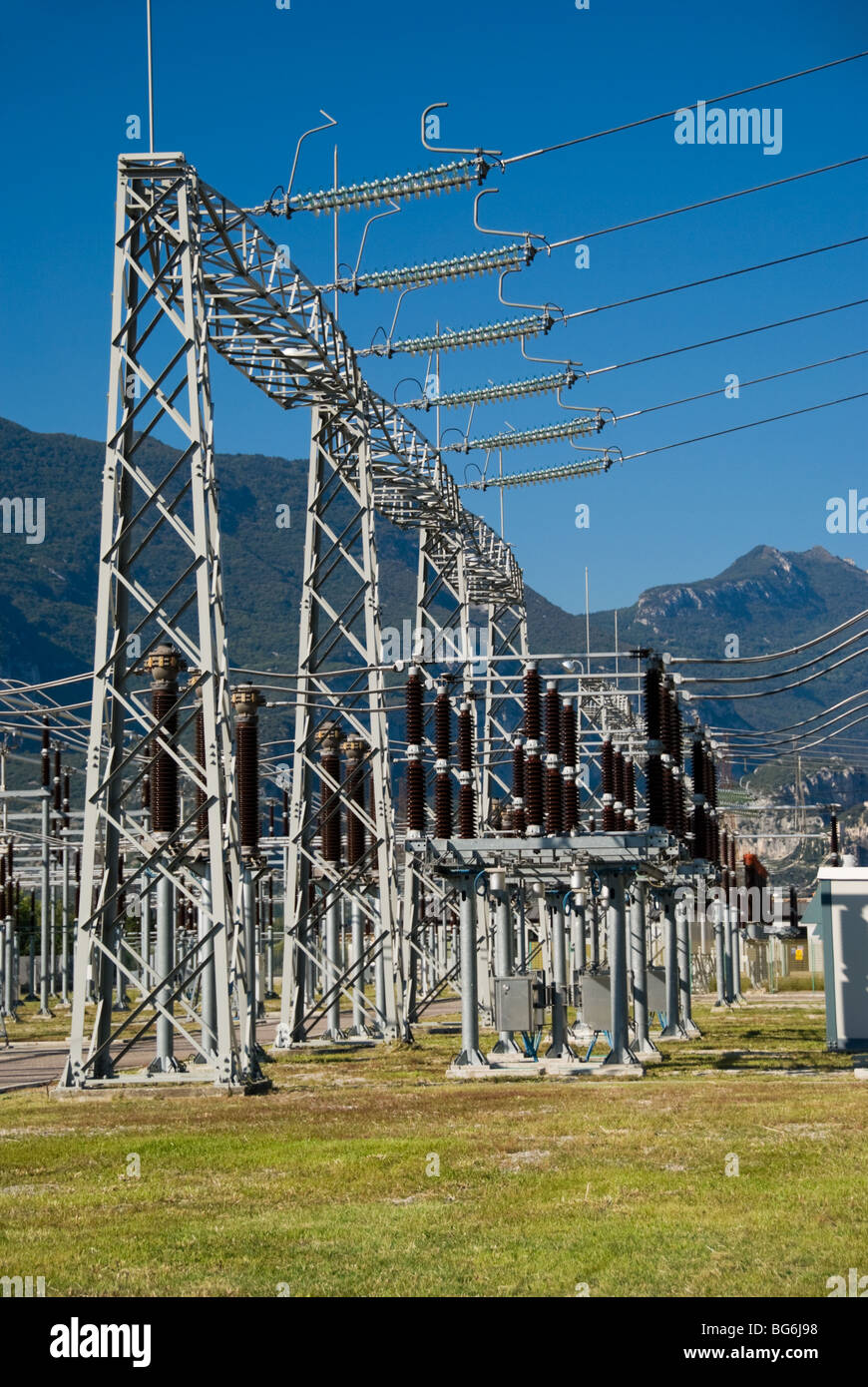 Substation power hi-res stock photography and images - Alamy