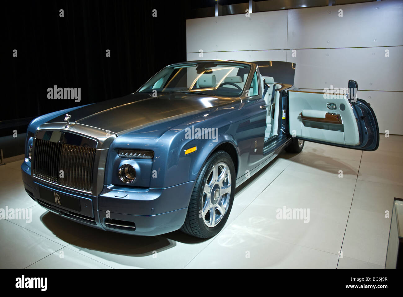 Rolls royce car show hi-res stock photography and images - Alamy