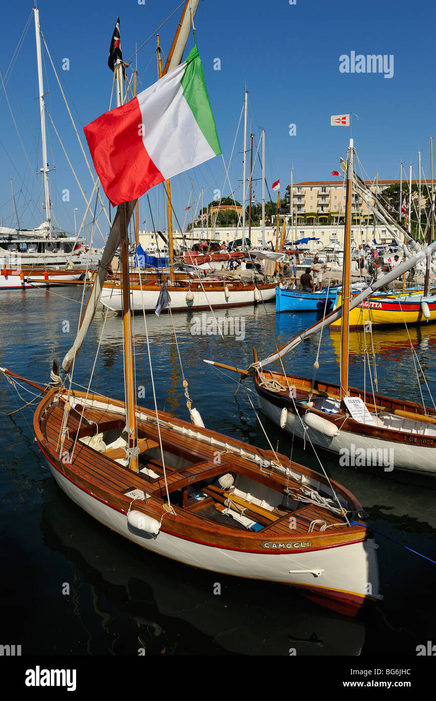 Small wood fishing boats moored in Saint Jean Cap Ferrat harbour ...