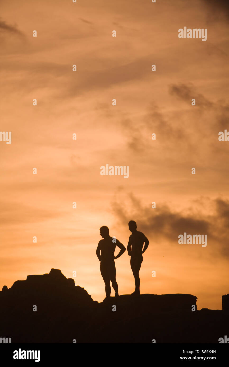 Acapulco Cliff Divers Stock Photos & Acapulco Cliff Divers Stock Images ...