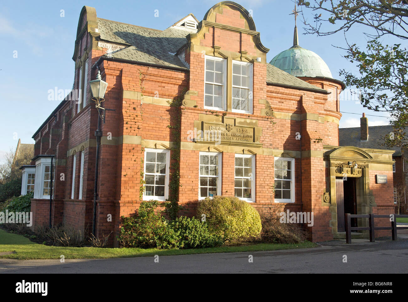 Boarding school uk hi-res stock photography and images - Alamy