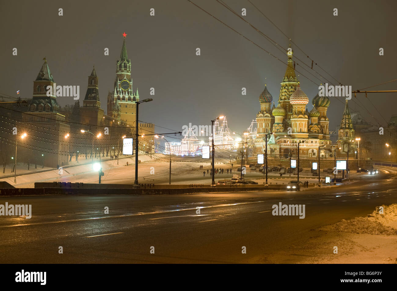 Kremlin roof hi-res stock photography and images - Alamy