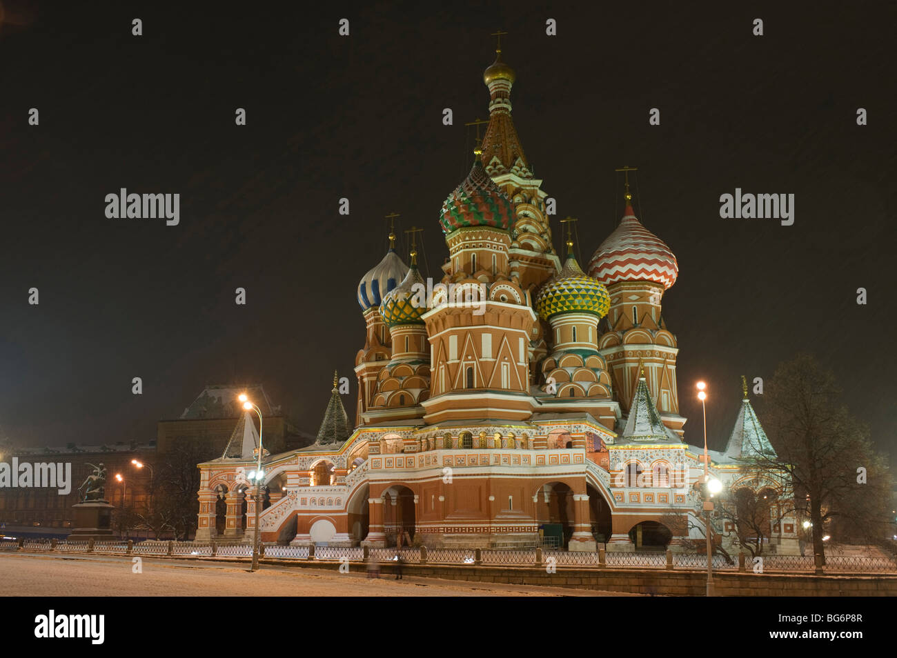 Russia Moscow Kremlin red square and Intercession cathedral St Basils ...