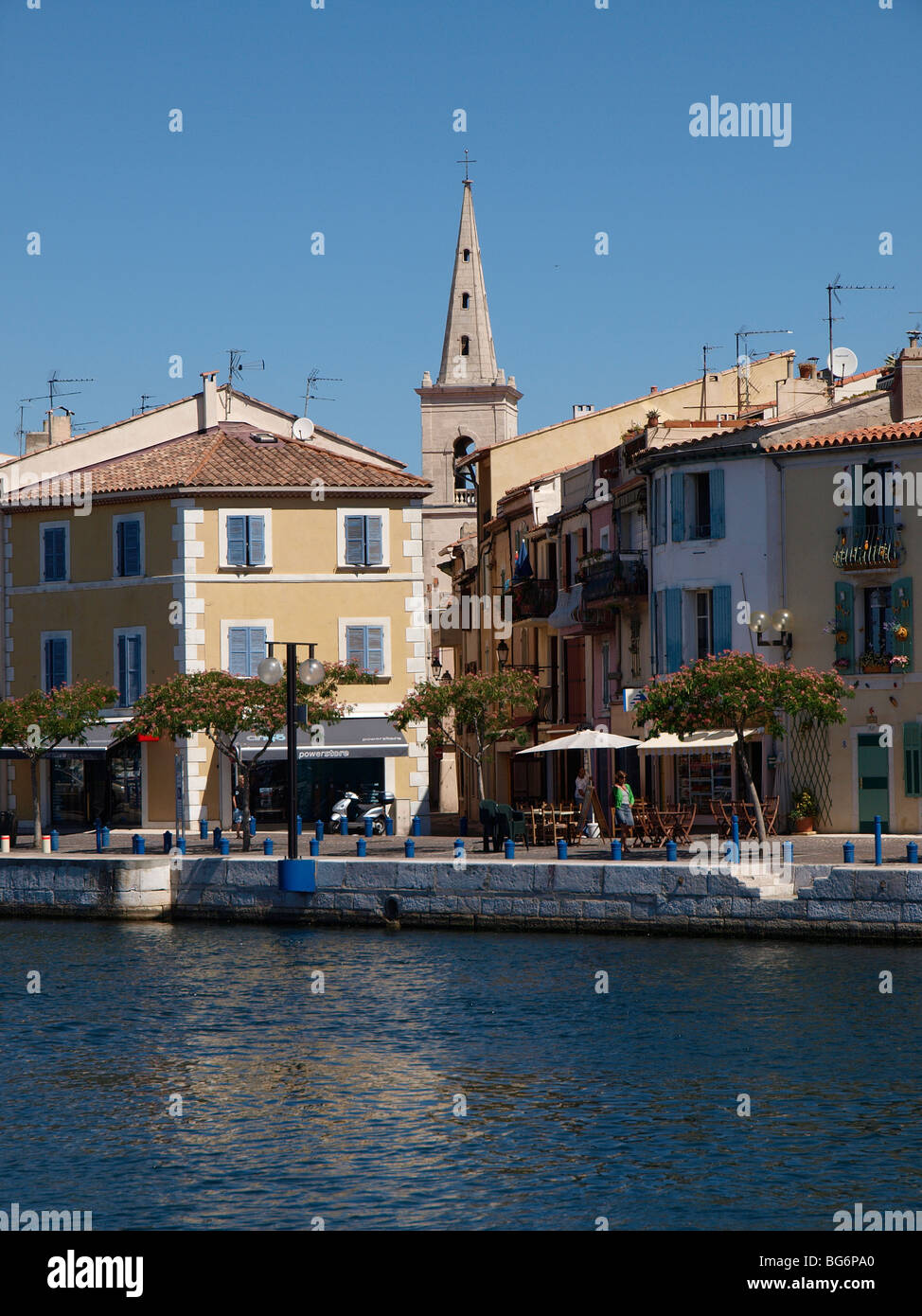 martigues canal view in provence Stock Photo - Alamy