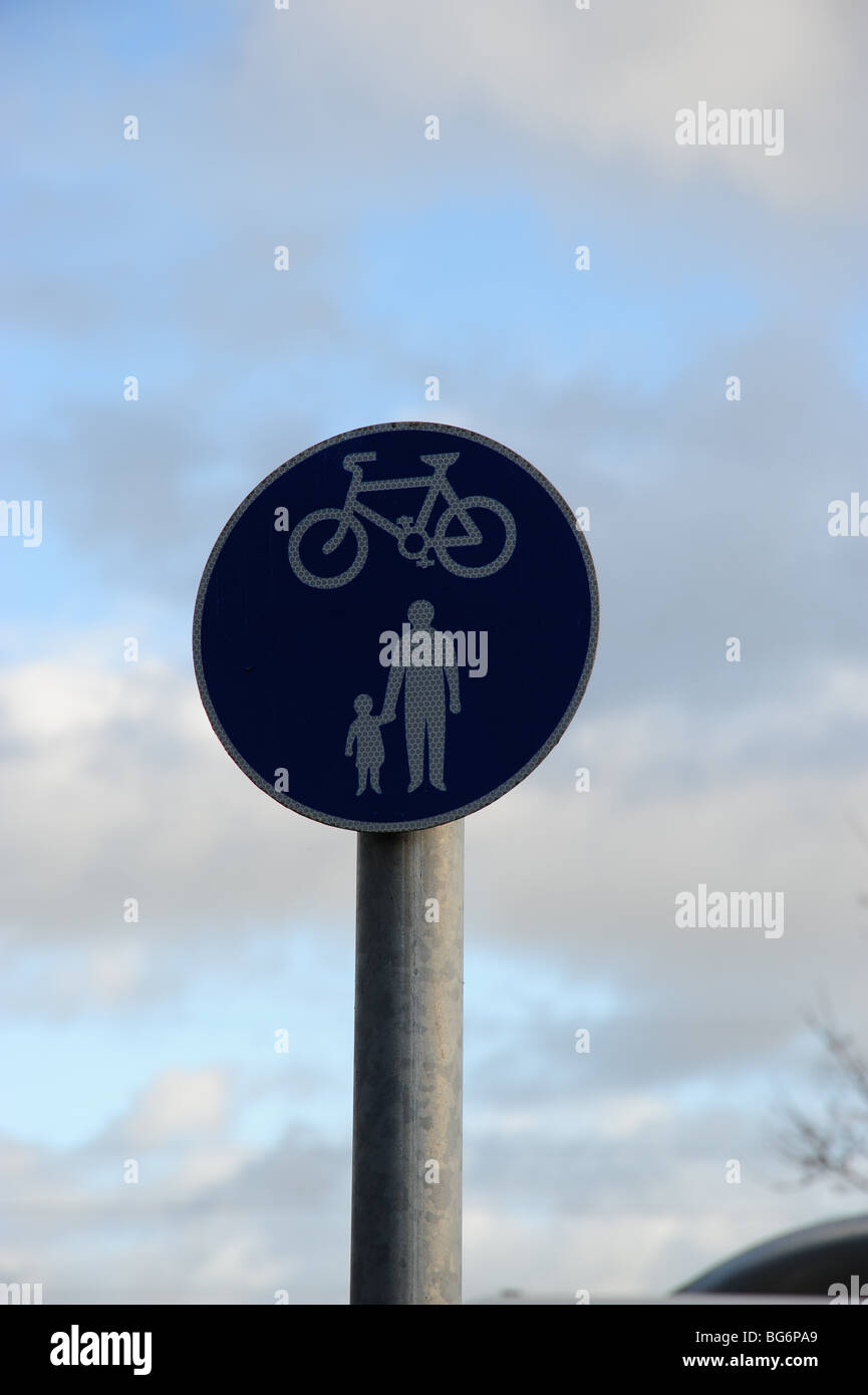 Cycle path warning sign Stock Photo - Alamy