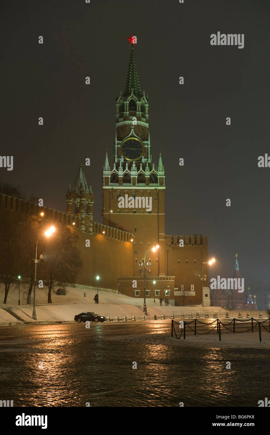 Moscow kremlin tower red star hi-res stock photography and images - Alamy