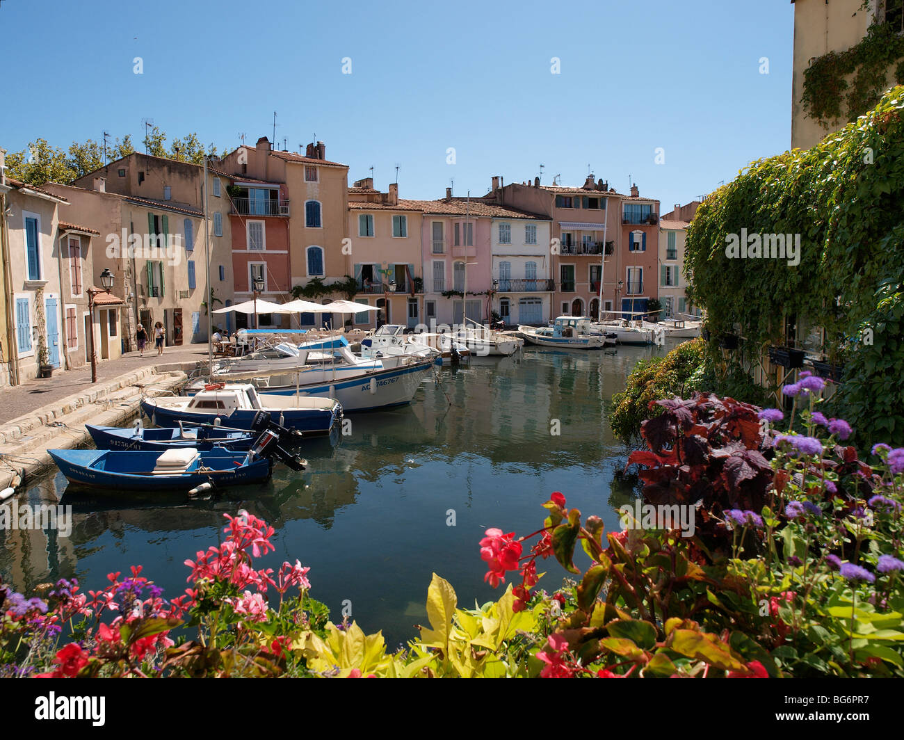 martigues canal view in provence Stock Photo - Alamy
