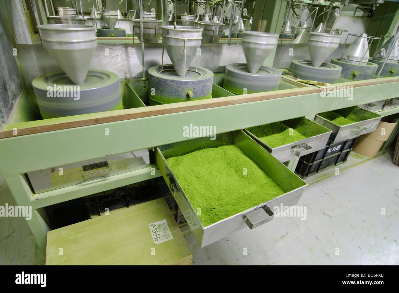 A macha factory, Uji city, Kyoto prefecture, Japan, August 1, 2006 ...