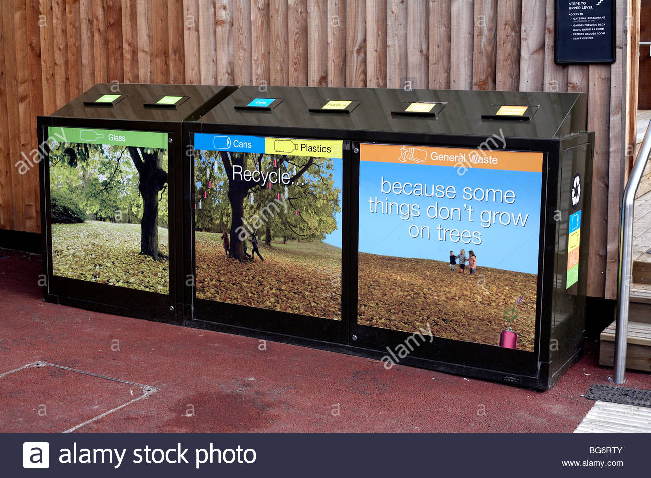 Communal bins hi-res stock photography and images - Alamy