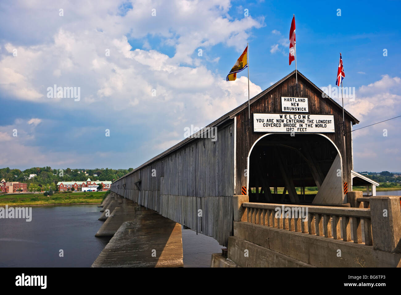 Hartland Covered Bridge, longest covered bridge in the world and ...