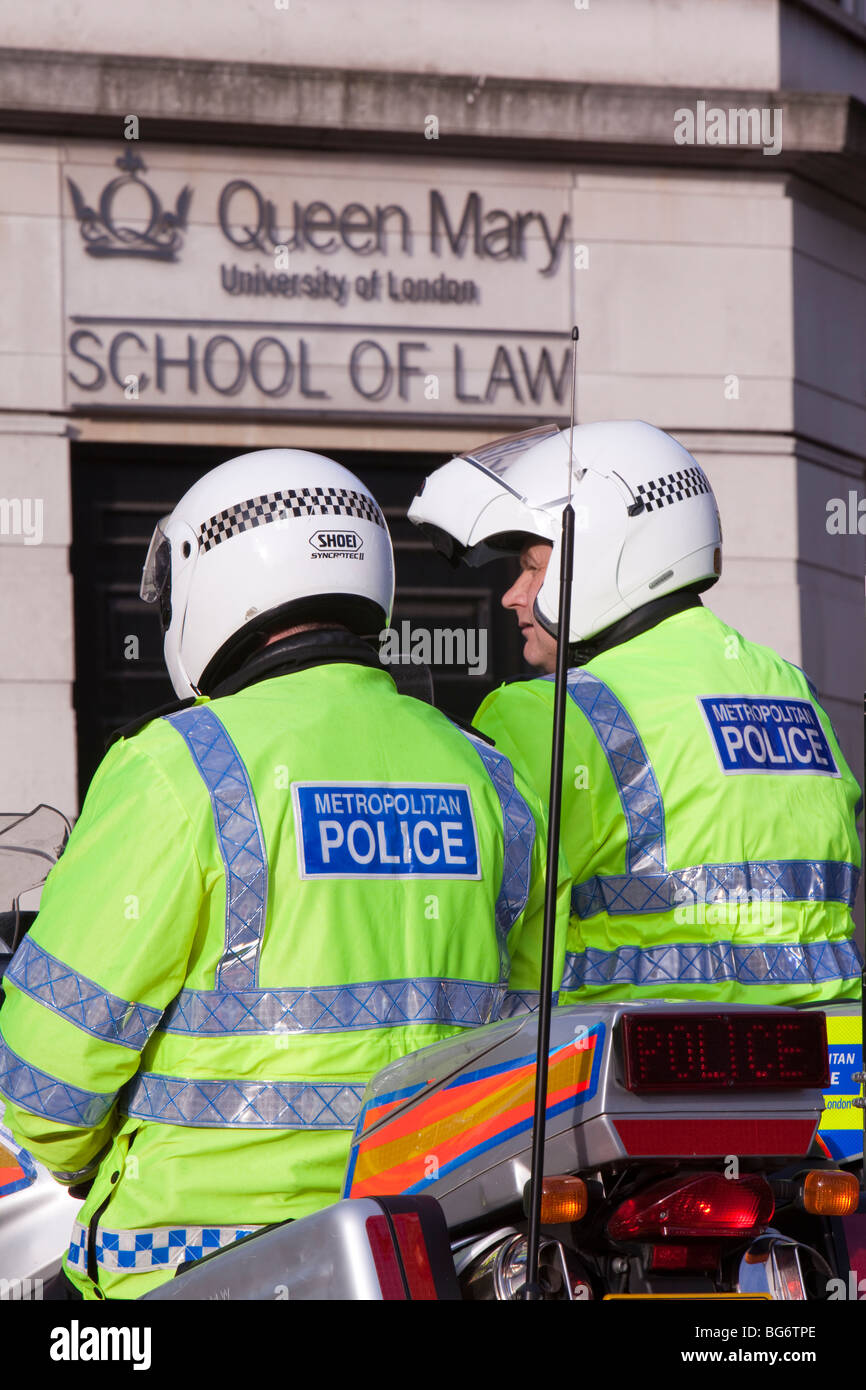 School police uk hi-res stock photography and images - Alamy