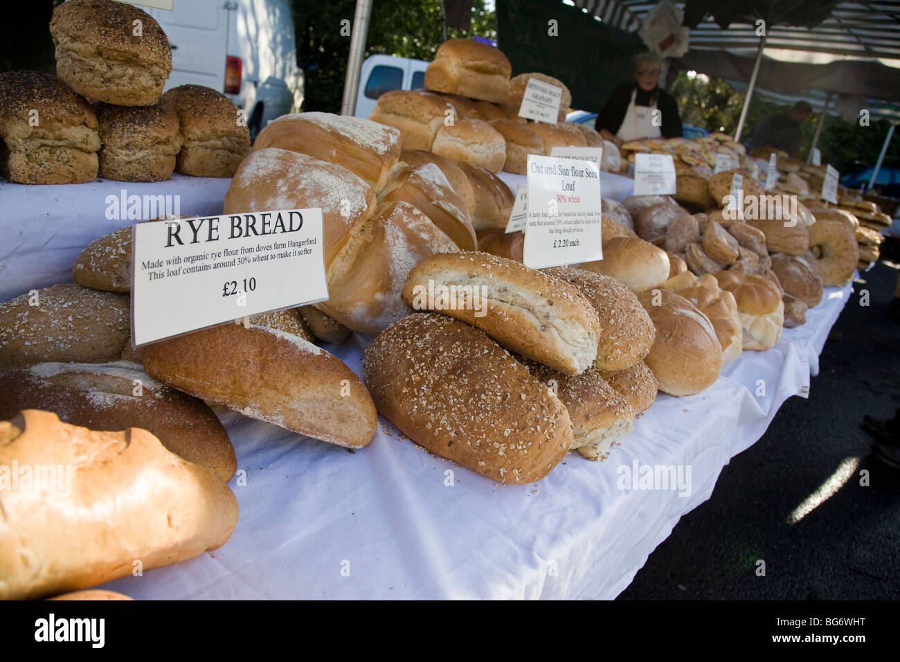 Market stall selling bread hi-res stock photography and images - Alamy