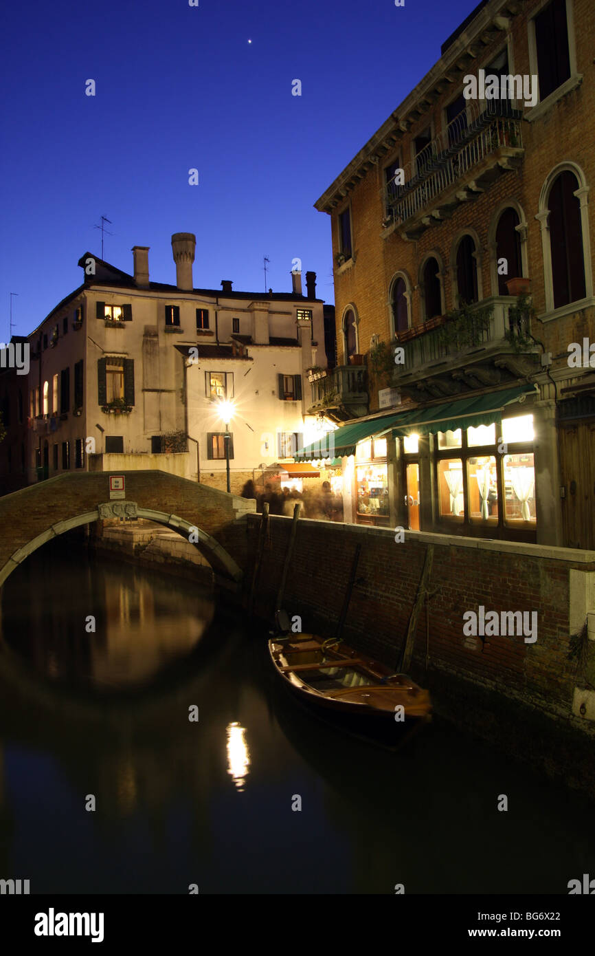 Night view channel in hi-res stock photography and images - Alamy