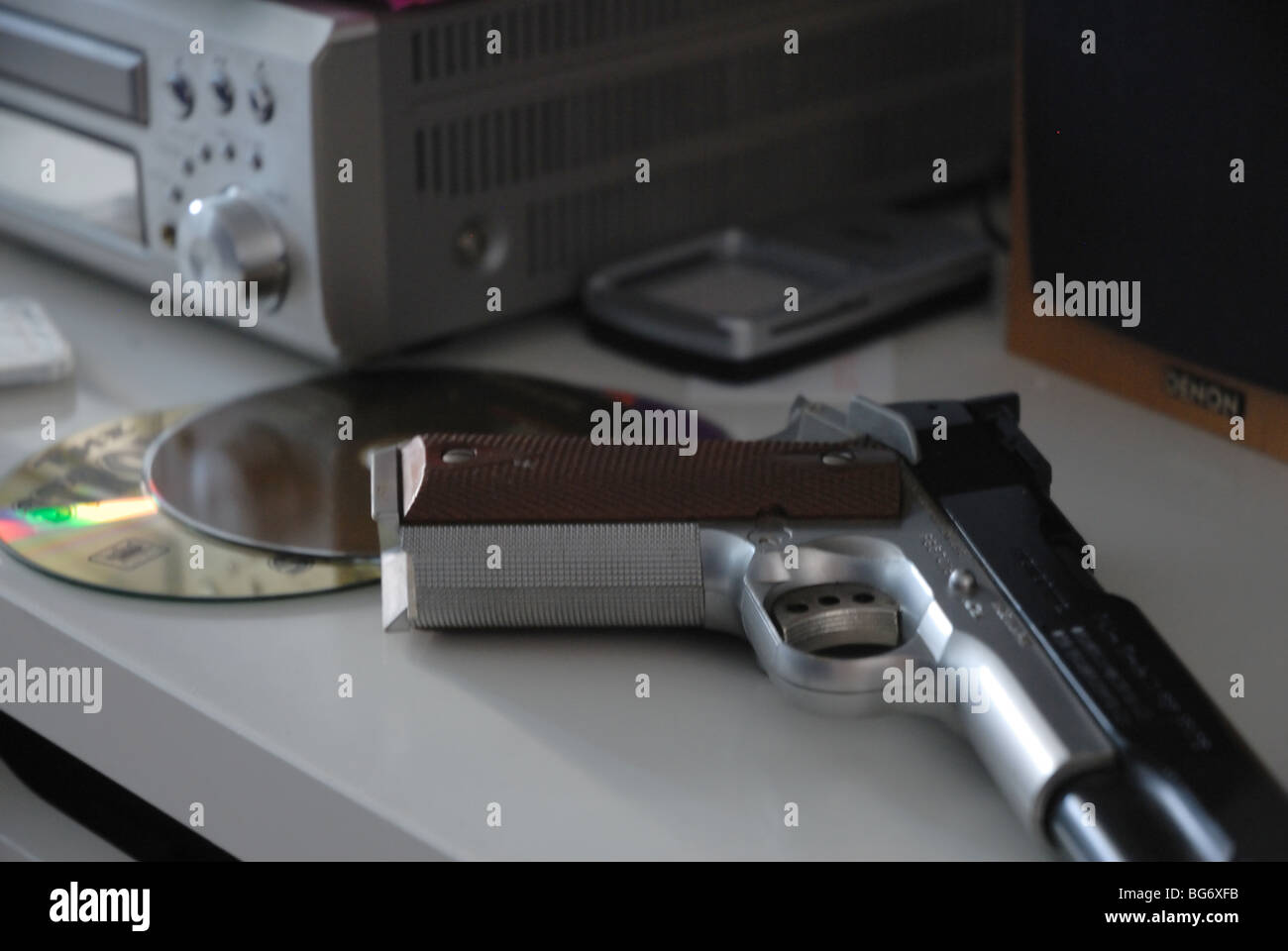 Hand gun hi-res stock photography and images - Alamy