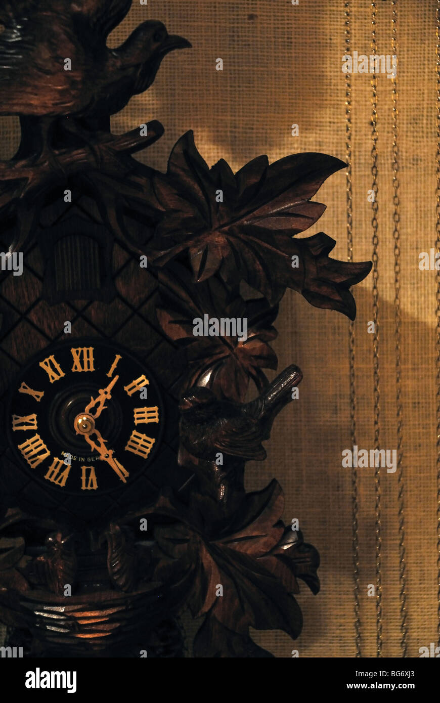 Cuckoo clock hi-res stock photography and images - Alamy