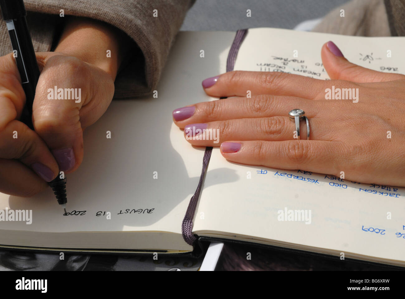 Lady journal hi-res stock photography and images - Alamy