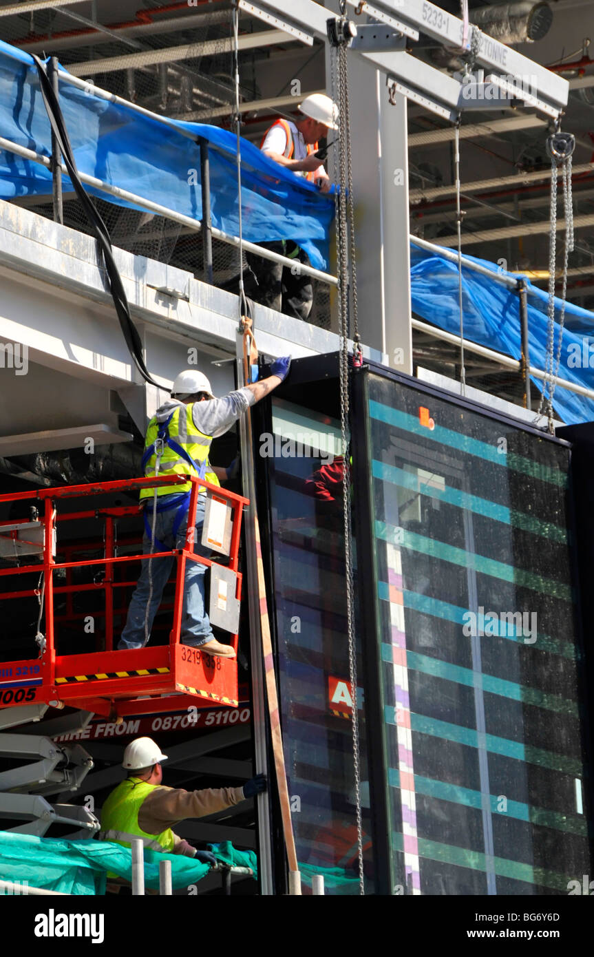 Cladding panel hi-res stock photography and images - Alamy