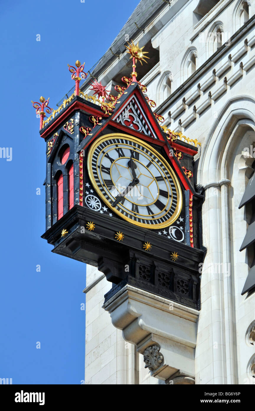 Clock at the Royal Courts of Justice London Stock Photo - Alamy
