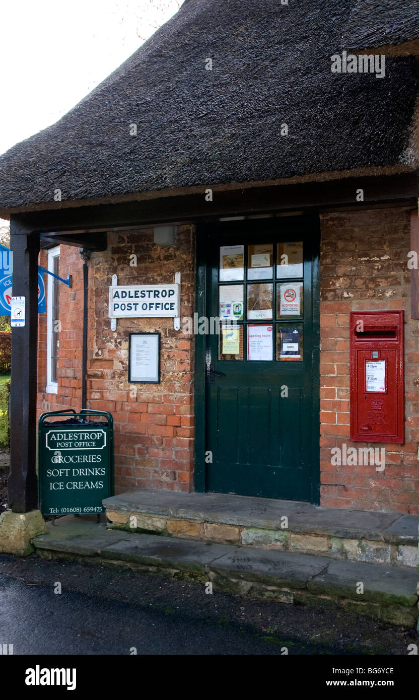 Adlestrop cottages hi-res stock photography and images - Alamy