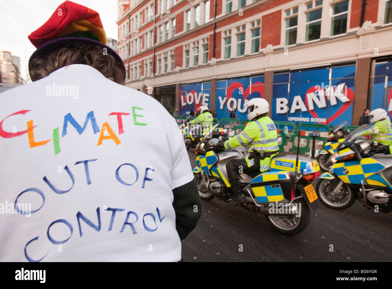 Then Wave, the largest climate change rally ever in the UK, surrounds ...