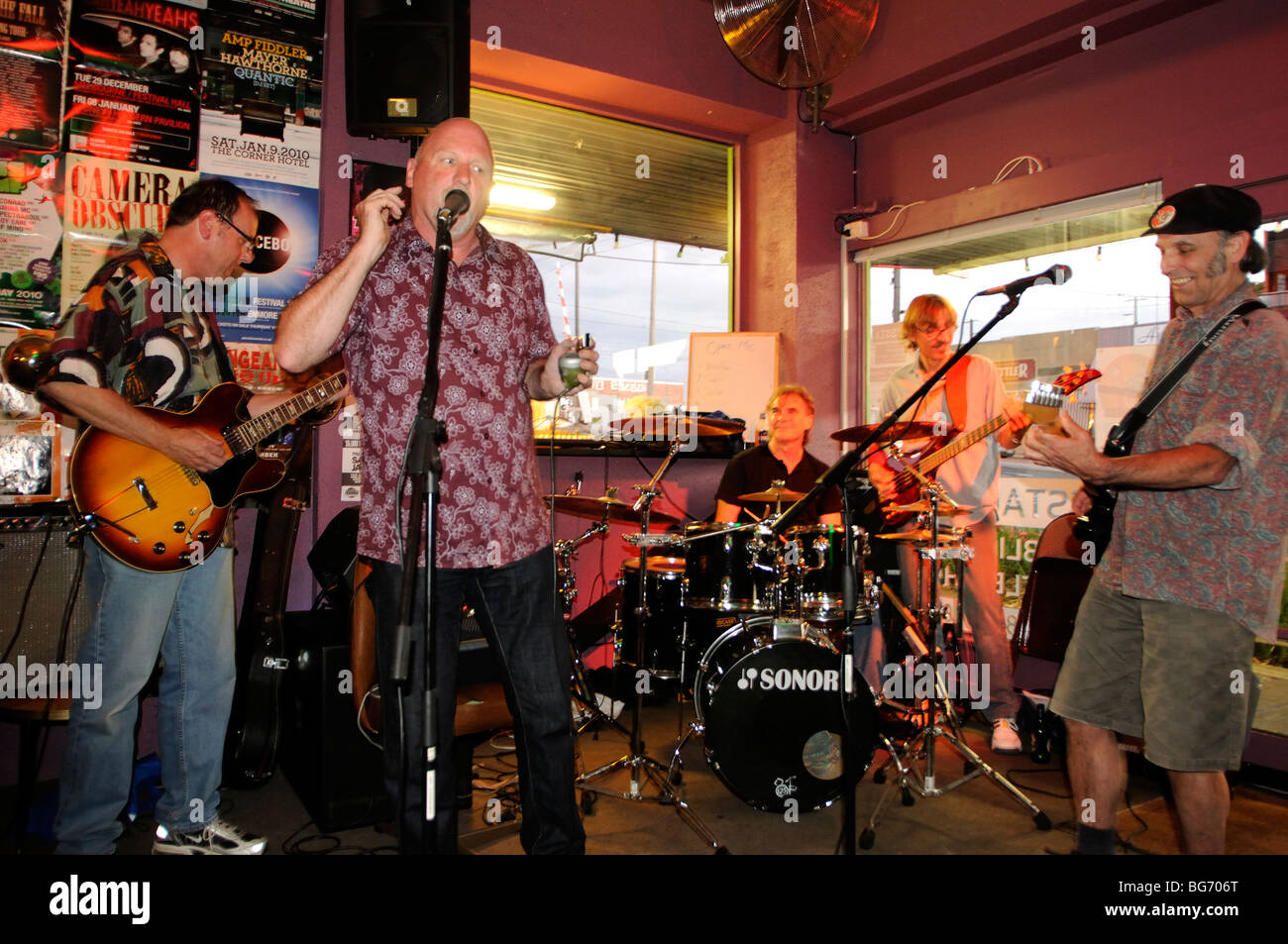 rock group in Melbourne pub Stock Photo - Alamy