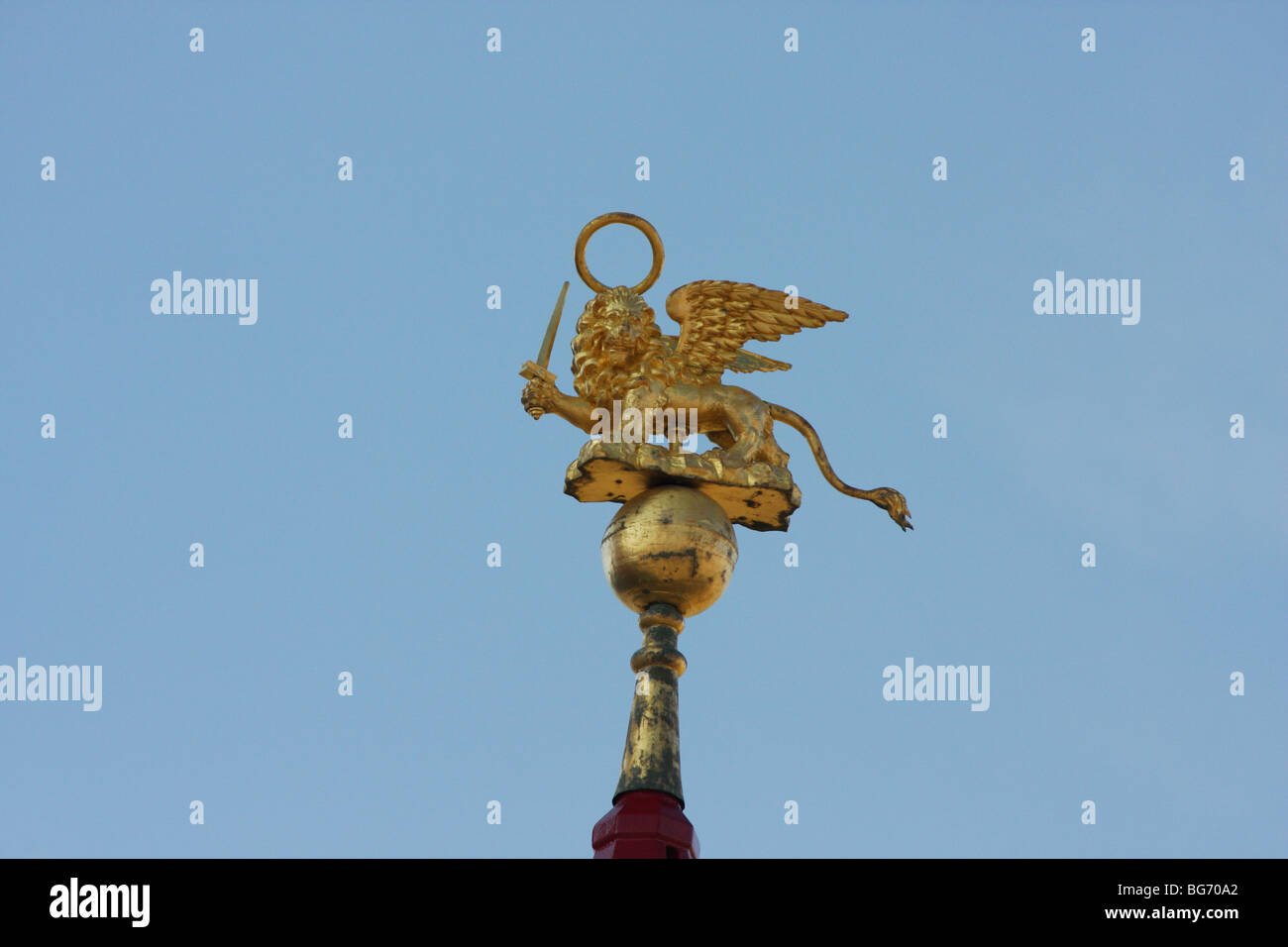 Wing lion of st mark hi-res stock photography and images - Alamy