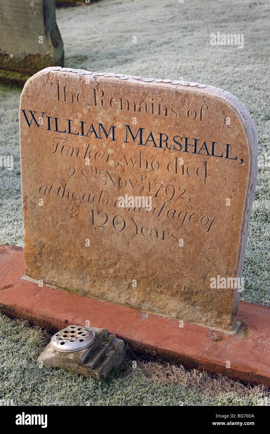 Grave of Tinker Billy Marshall, Kirkcudbright Stock Photo - Alamy