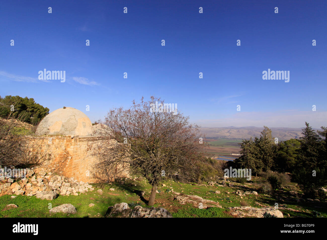 Israel, Upper Galilee, tomb of Nabi Yusha Stock Photo - Alamy