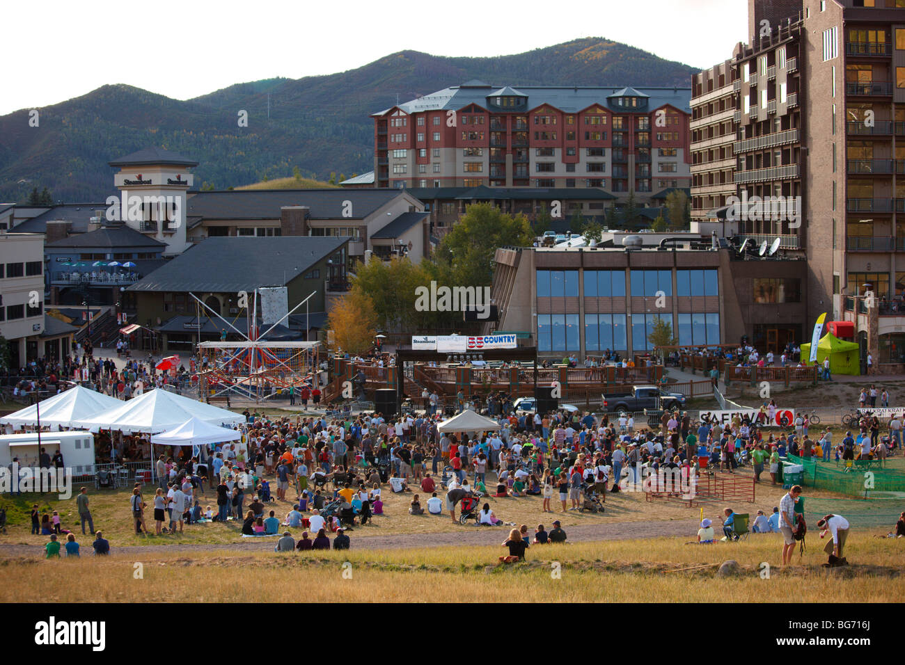 Crowd summer festival in steamboat hi-res stock photography and images ...
