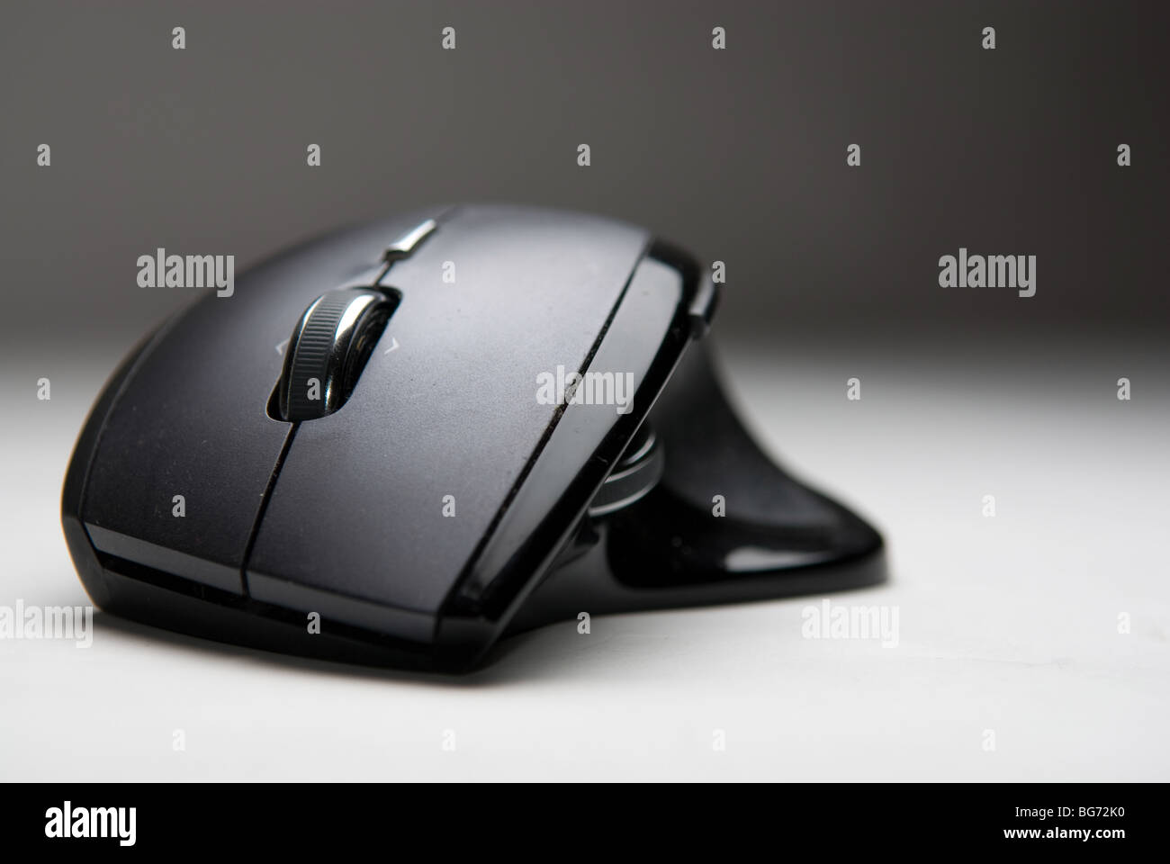 Silver computer mouse hi-res stock photography and images - Alamy
