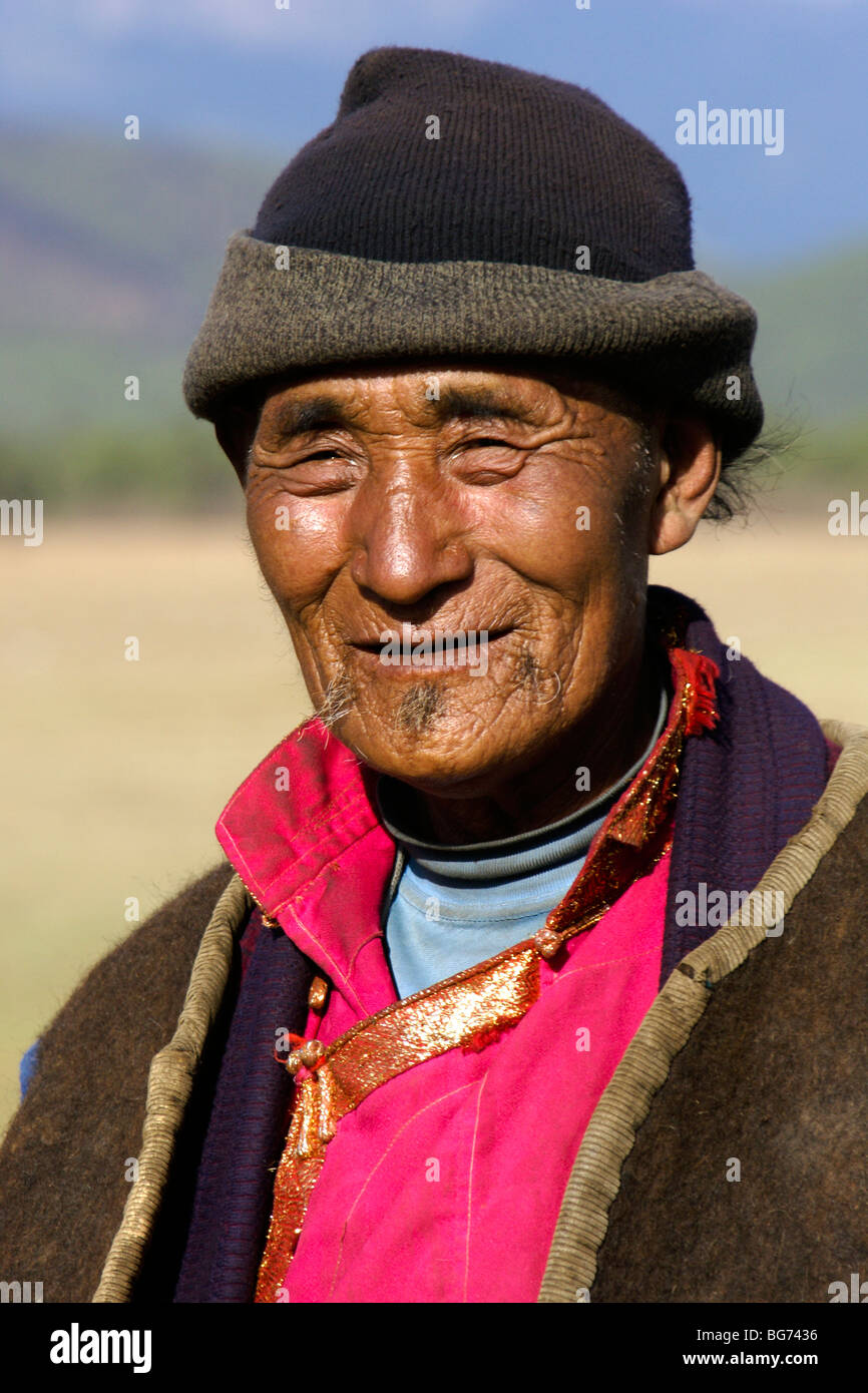 Old Tibetan man, Shangri-la, Yunnan, China Stock Photo - Alamy