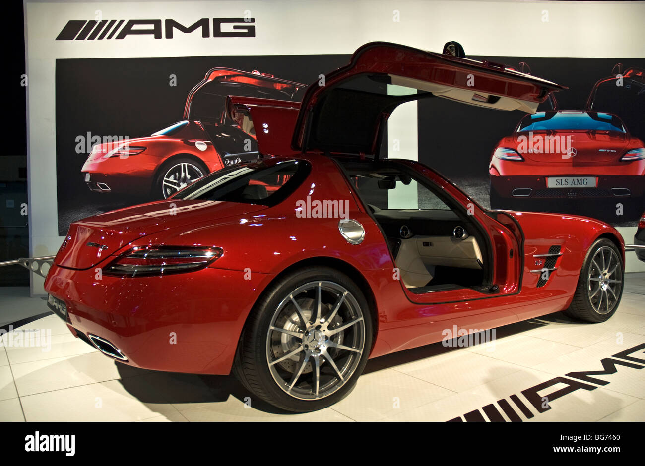 Mercedes benz auto show hi-res stock photography and images - Alamy