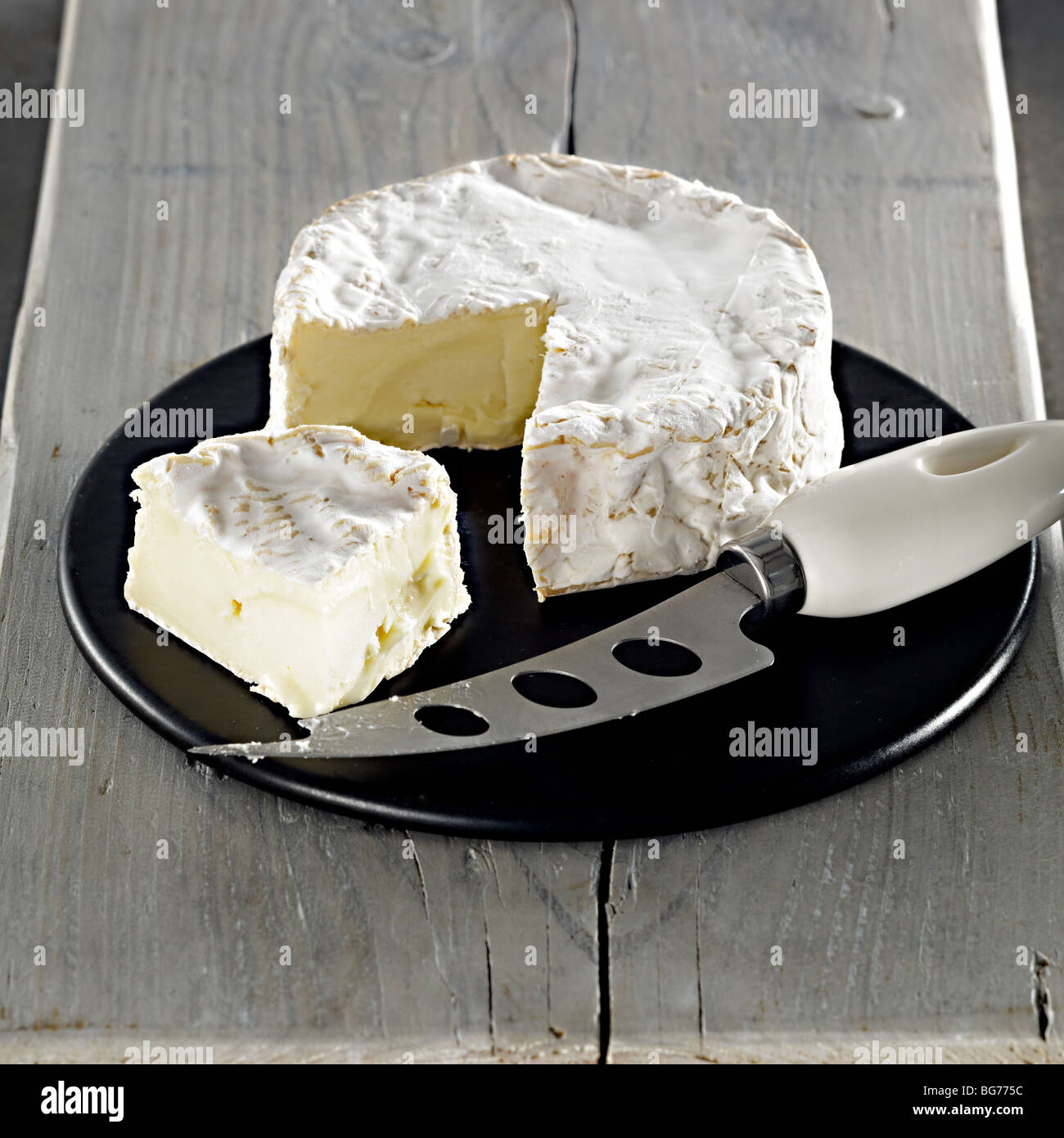 Tunworth soft cheese Stock Photo - Alamy