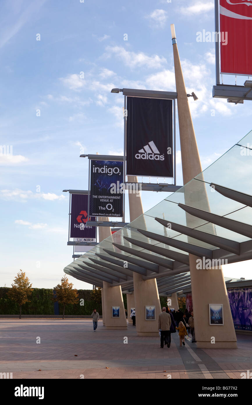 Walkway outside the O2 Arena Stock Photo - Alamy