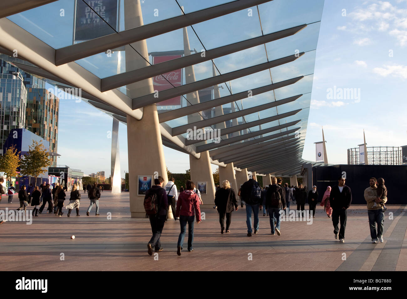 O2 Arena Walkway High Resolution Stock Photography and Images - Alamy