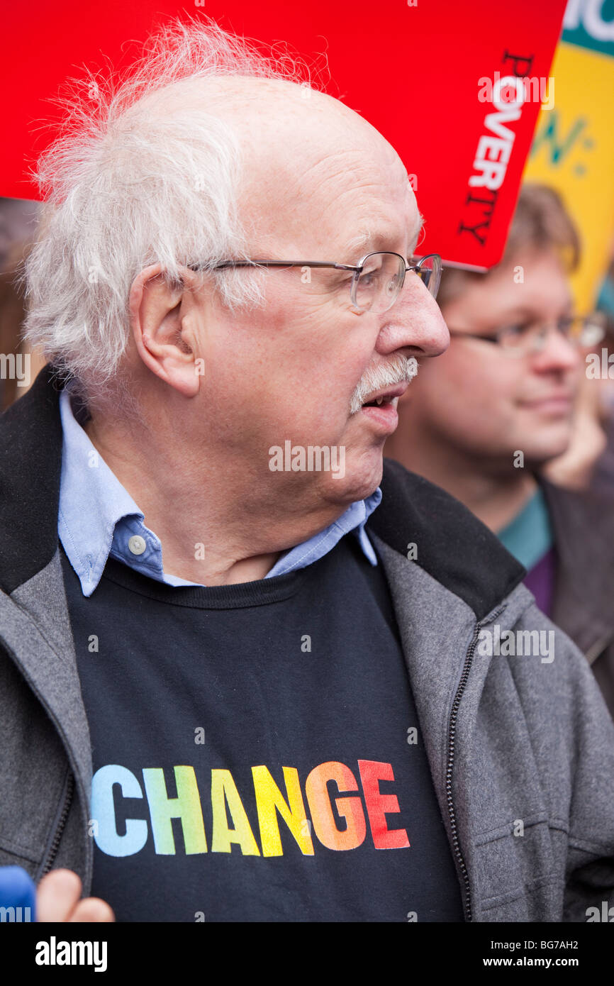 Michael Fish at The Wave, the biggest climate change demostration ever ...