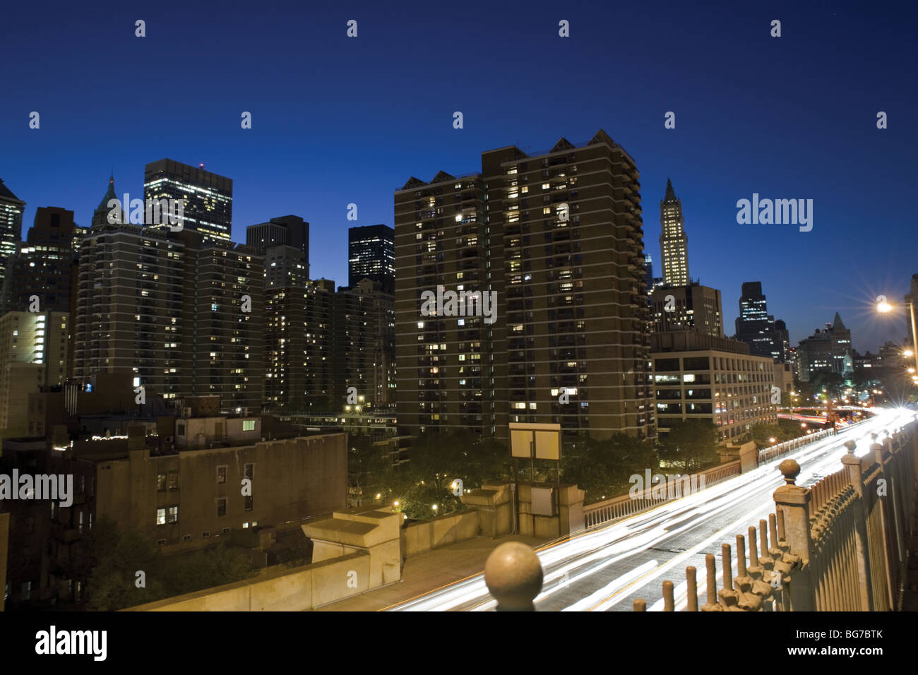 Building with lights on hi-res stock photography and images - Alamy