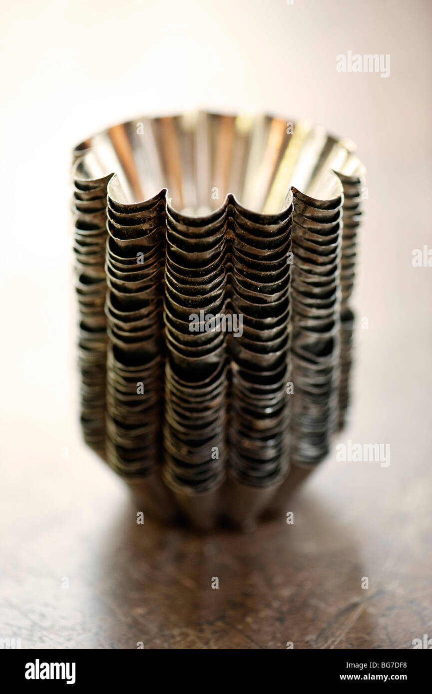 Metal moulds hi-res stock photography and images - Alamy